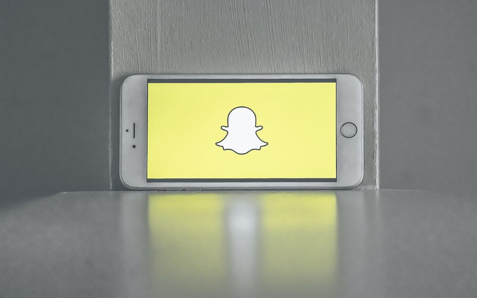 How to Stop People From Calling You on Snapchat (2023) - Boostmeup