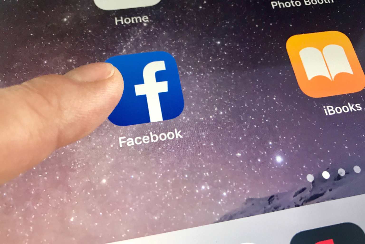 What Is The Best Facebook Posting Frequency in 2023 - Boostmeup
